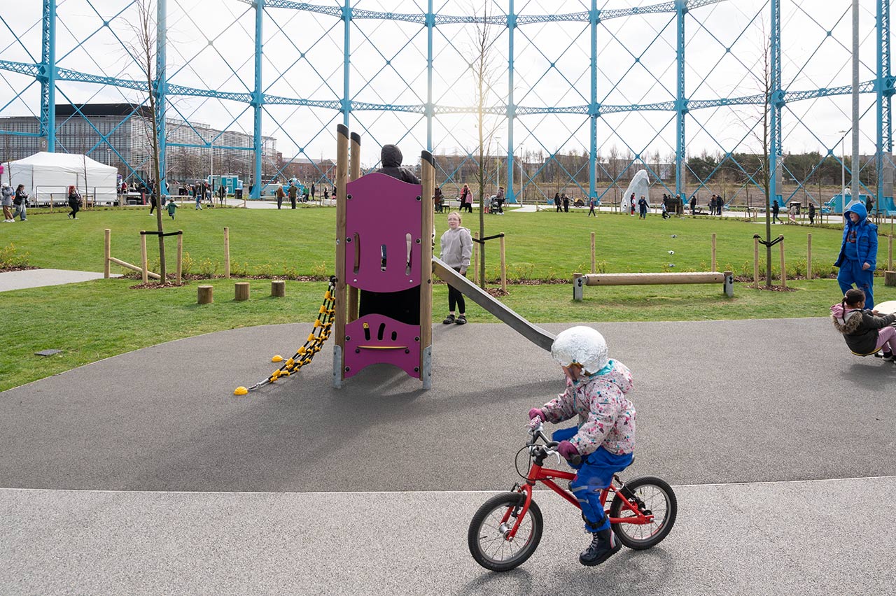 Granton Gasholder 1 Park - Granton Waterfront